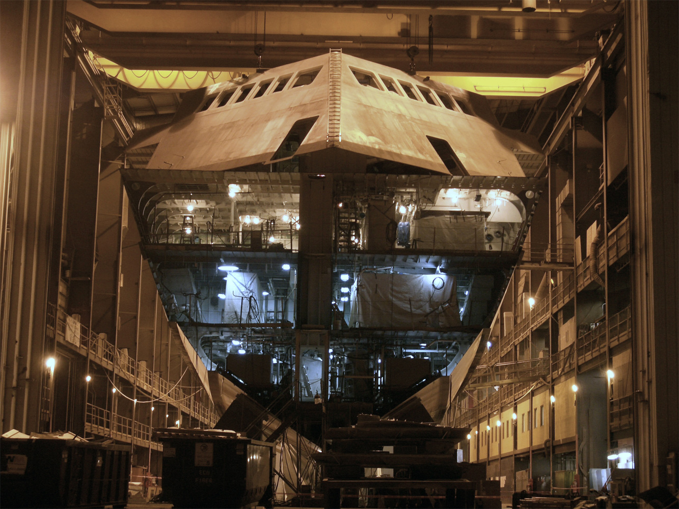 USS Freedom - LCS 1 Class | KITCO Fiber Optics